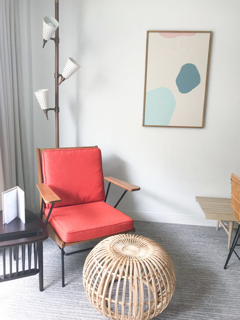 The Laylow, Autograph Collection hotel Waikiki, Oahu - Cam & Tay